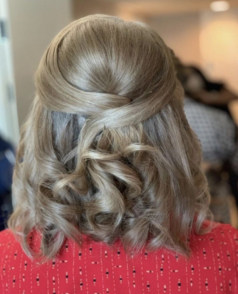50 Cute Short Hairstyles for Mother of the Bride Over 60
